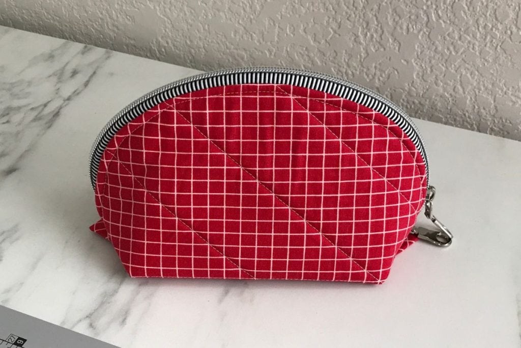 Back in the saddle with black pants and a bag – Joyful Wardrobe